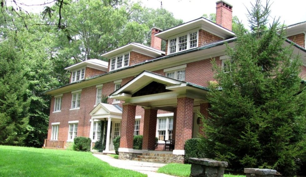 9 Small U.S. Towns Suddenly Filling With Remote Workers | Backroad Planet