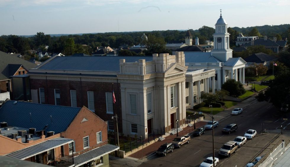 15 Southern Towns That Make Perfect Easy Weekend Getaways | Backroad Planet
