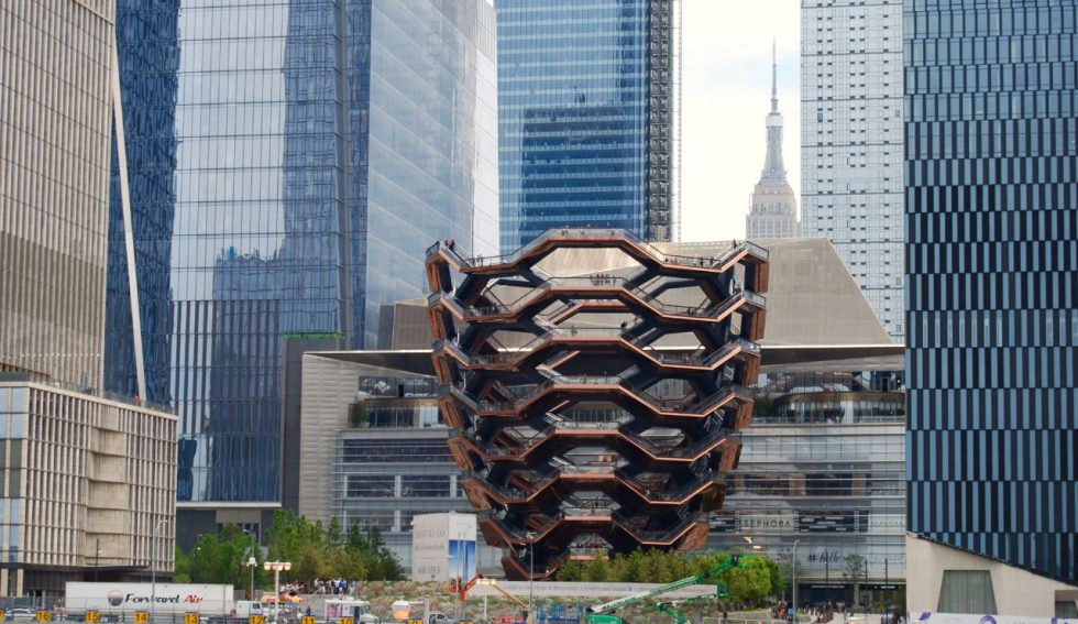 10 Coolest Buildings to See Across the US | Backroad Planet