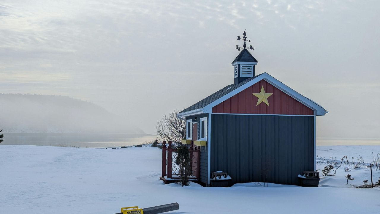 The Meaning Behind Stars Painted on Barns Across America | Backroad Planet