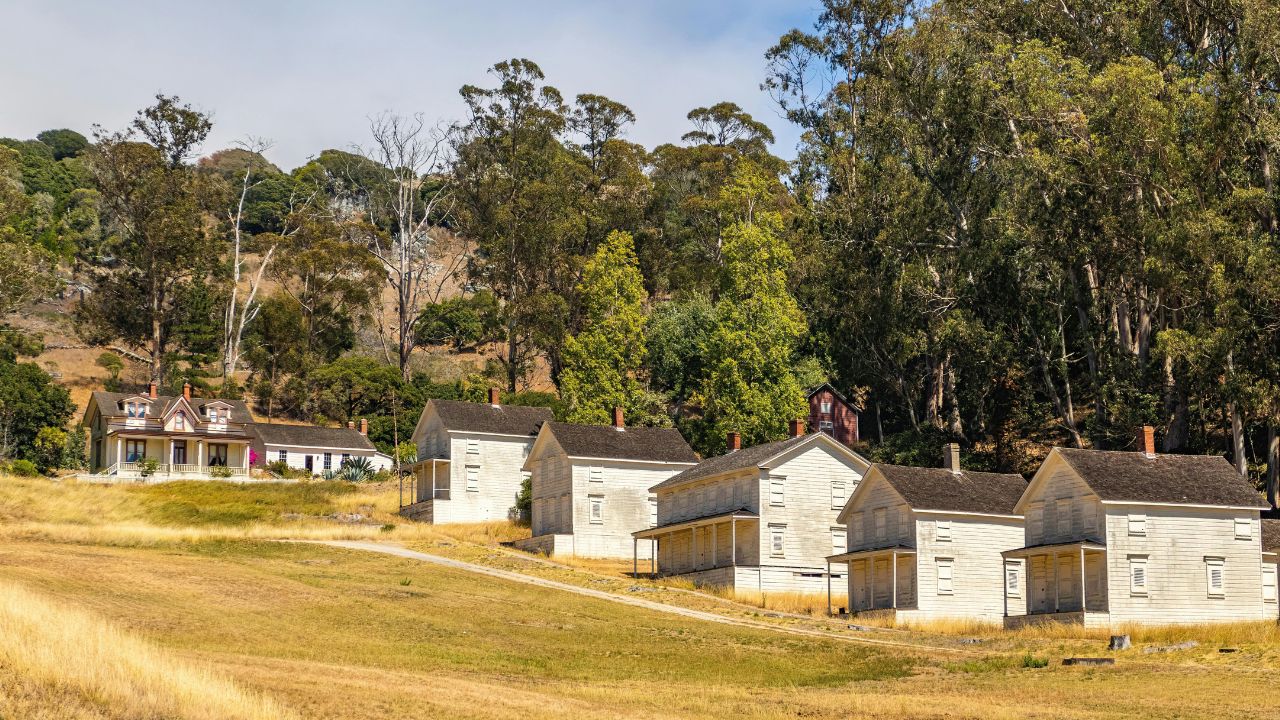 14 Countryside Villages Across the US That Bring Back Simple Living ...