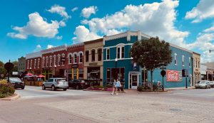 10 Small Towns in the US Where Life Costs Less and Still Feels Great ...