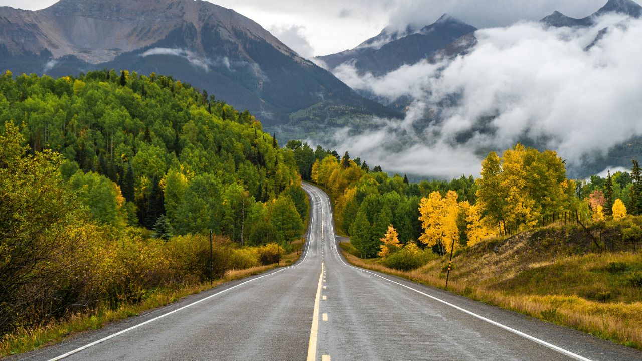 12 Fall Road Trips Across Borders Worth Adding To Your List | Backroad ...