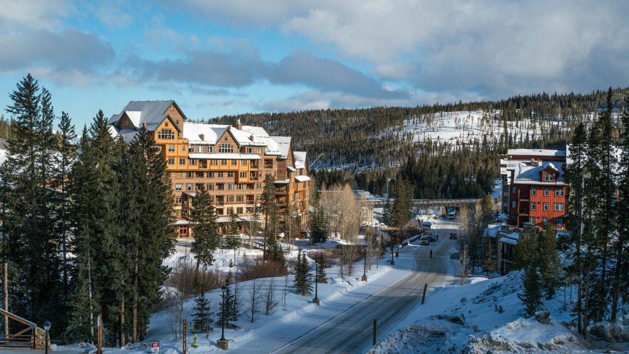 10 Coldest U.S. Vacation Spots That Still Feel Warm and Welcoming ...