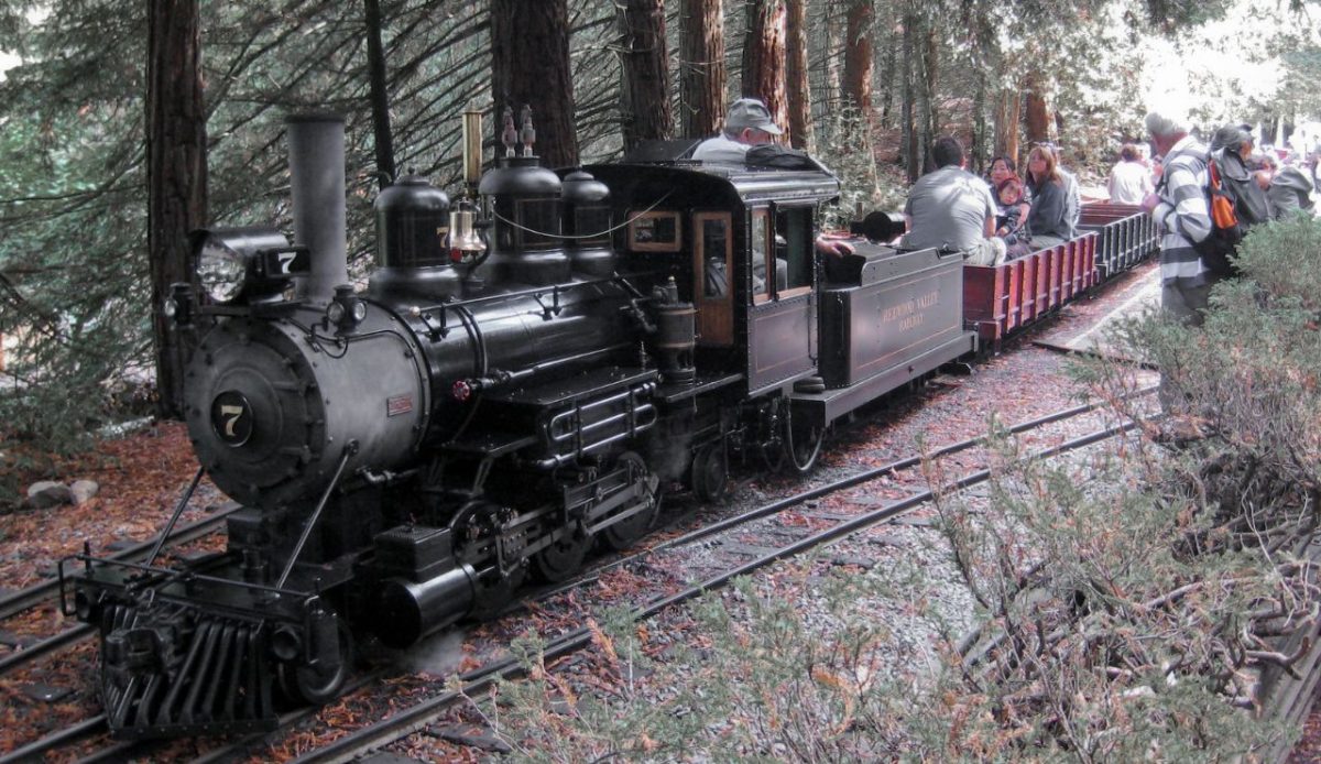 The Train Journey Through California’s Redwoods That Ends at the ...