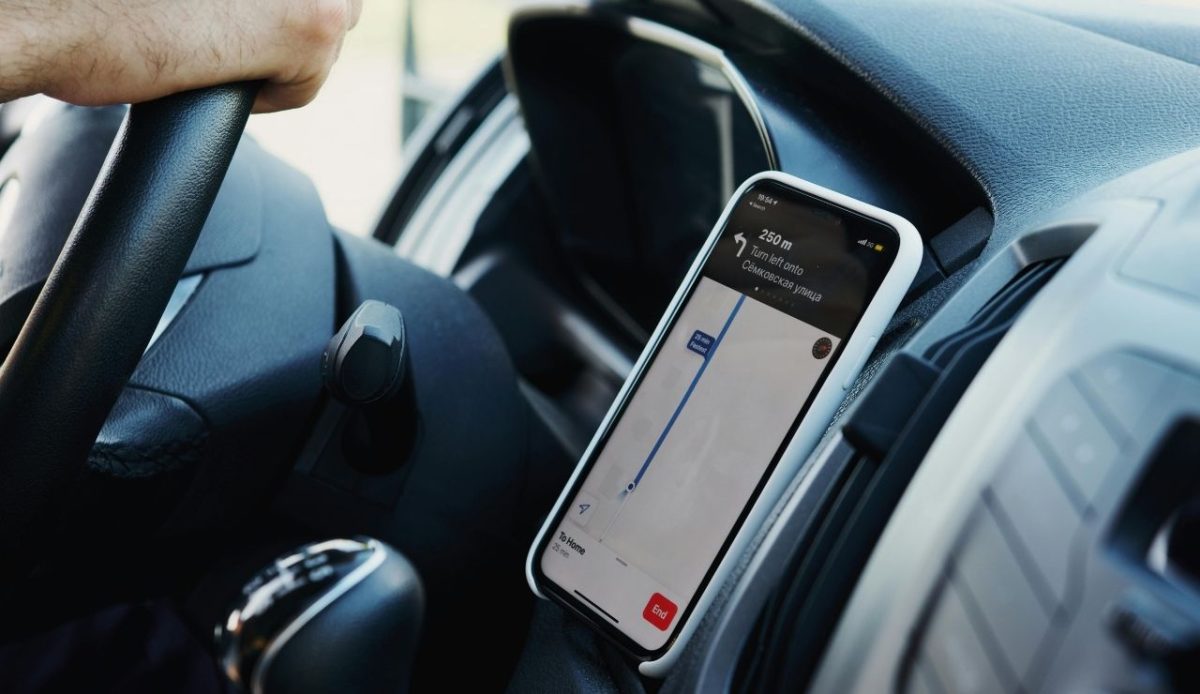 Google Maps or Waze: Which Navigation App Actually Gets You There Faster? | Backroad Planet