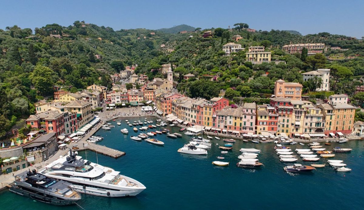 15 Italian Beach Towns Everyone Should Visit at Least Once | Backroad ...