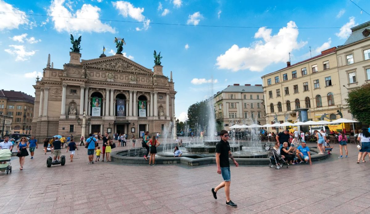7 Little-Visited Eastern European Cities Known for Their Gardens and ...