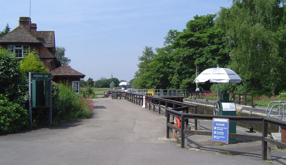 10 Virginia Towns Where Friendly Neighbors Still Shape Daily Life | Backroad Planet