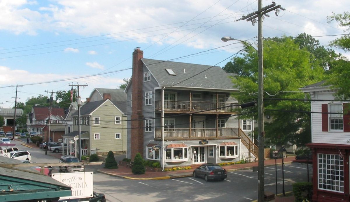 10 Virginia Towns Where Friendly Neighbors Still Shape Daily Life | Backroad Planet