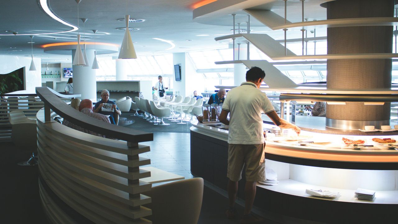 7 Airlines With the Best Business Class Lounges in 2026 | Backroad Planet