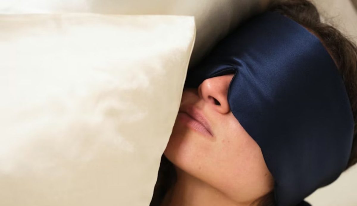 7 Tips Flight Attendants Swear By for Sleeping Better on Planes ...