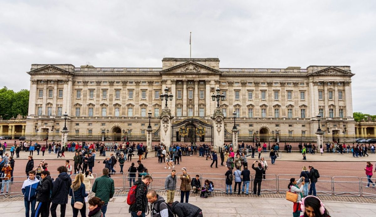 8 Royal Destinations Where Monarchs Still Live Like Ancient Emperors ...