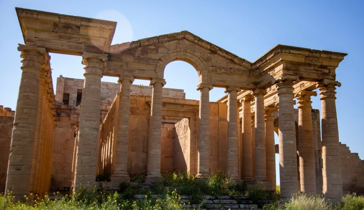 12 Iconic Architectural Landmarks Slowly Falling Into Ruin | Backroad ...