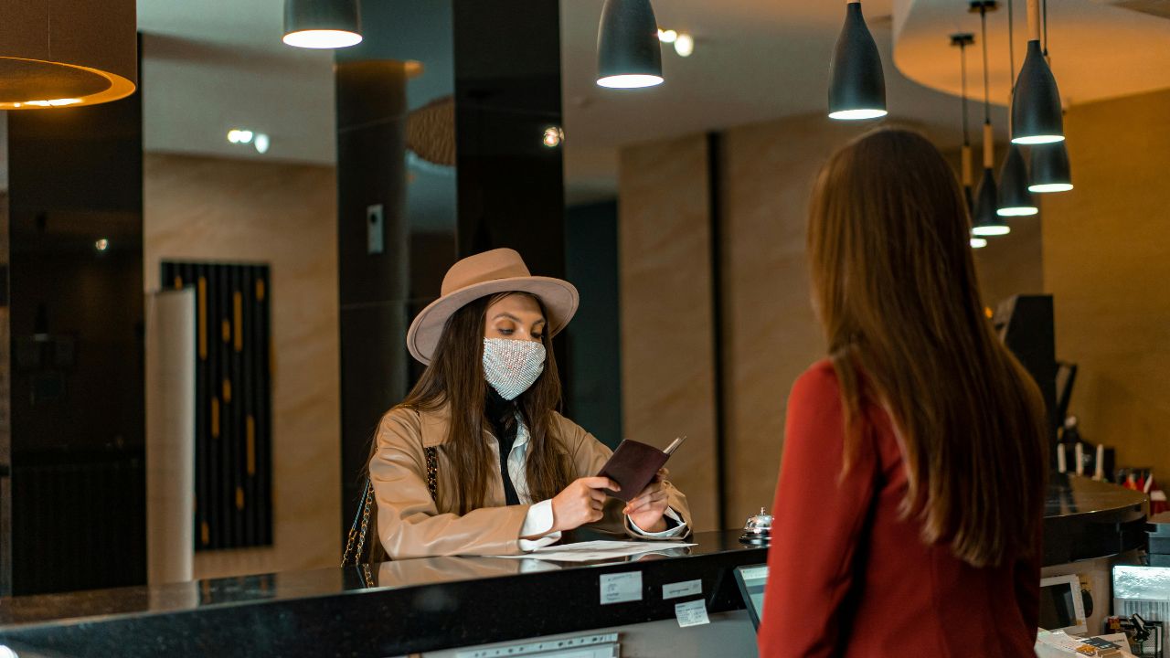 How To Spot When A Hotel Is Breaking The Law And What Guests Can Do ...