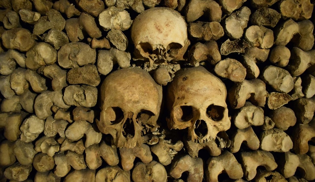 7 Things To Know Before Visiting The Paris Catacombs For The First Time ...