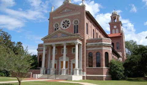 15 Historic Monasteries and Abbeys in America You Can Tour | Backroad ...