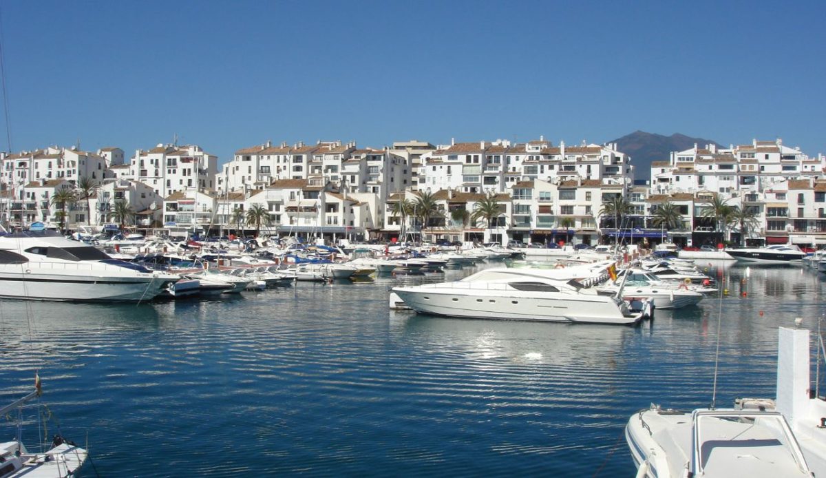 10 Destinations Retirees Often Regret Choosing Too Late | Backroad Planet