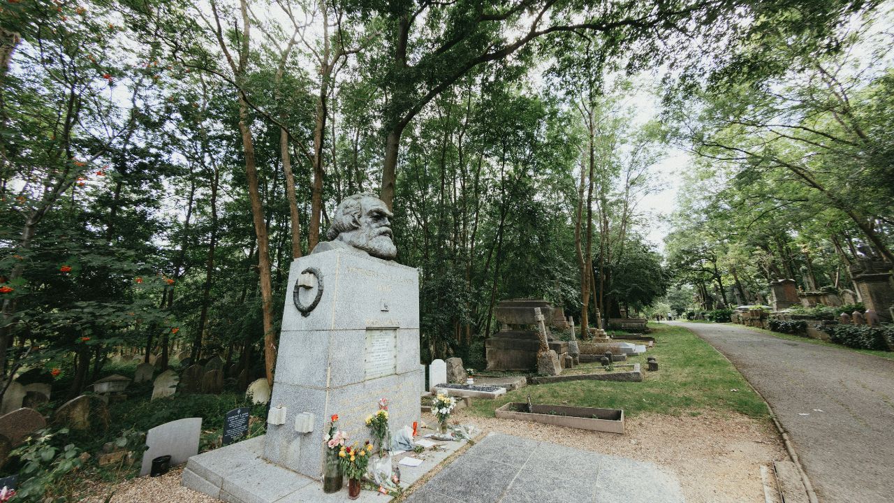 12 Desecrated Revolutionary Graves | Backroad Planet